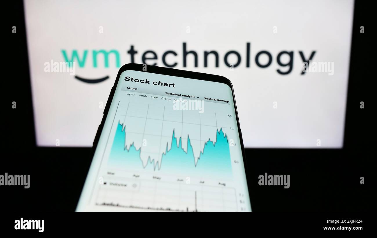 Weedmaps technology hi-res stock photography and images - Alamy