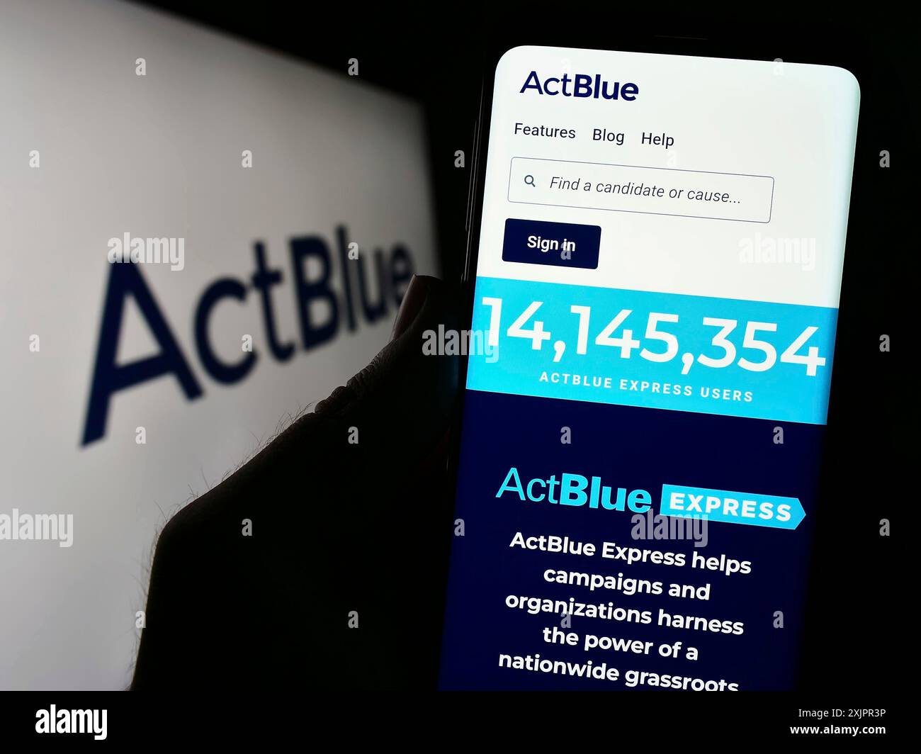 Actblue logo hi-res stock photography and images - Alamy