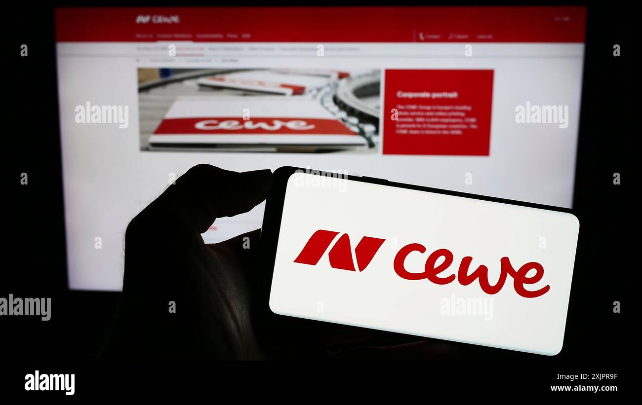 Cewe Print Logo