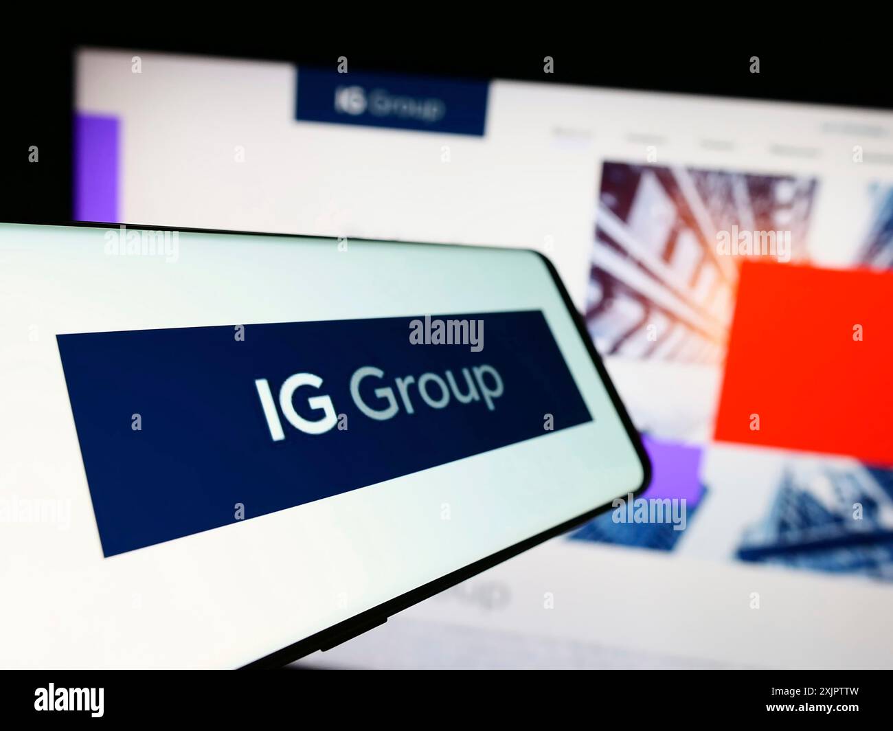 Ig group holdings hi-res stock photography and images - Alamy