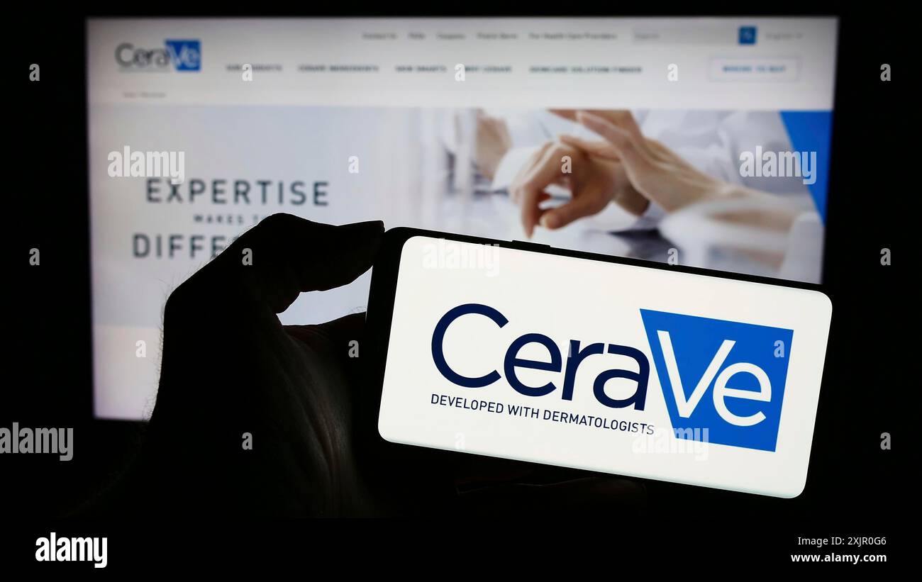 Logo cerave hi-res stock photography and images - Alamy