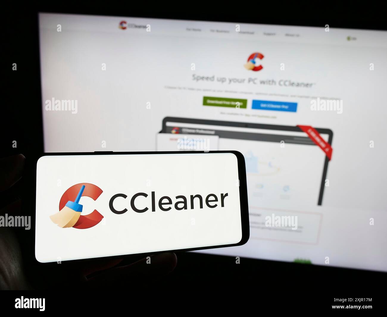 Ccleaner logo hi-res stock photography and images - Alamy