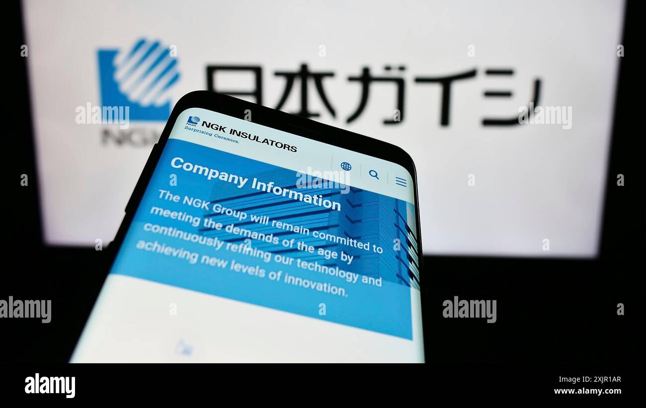 Ngk logo hi-res stock photography and images - Alamy