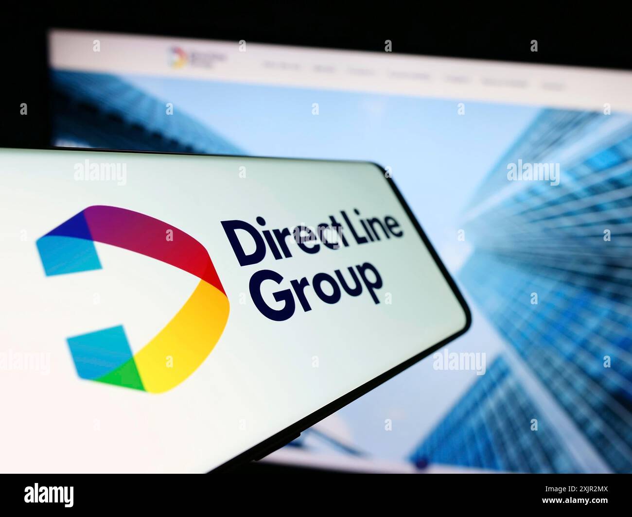 Direct line logo hi-res stock photography and images - Alamy