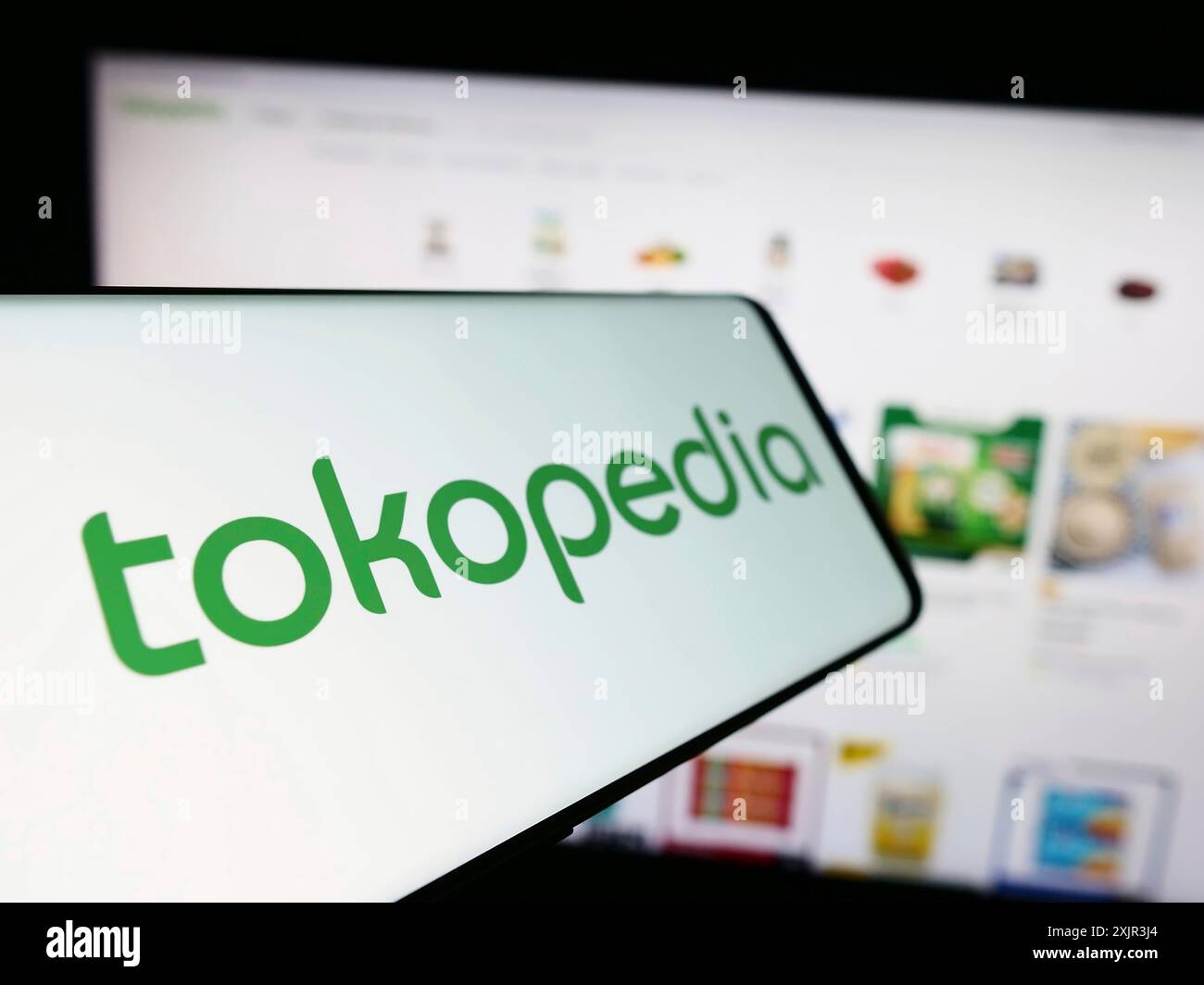 Pt tokopedia hi-res stock photography and images - Alamy