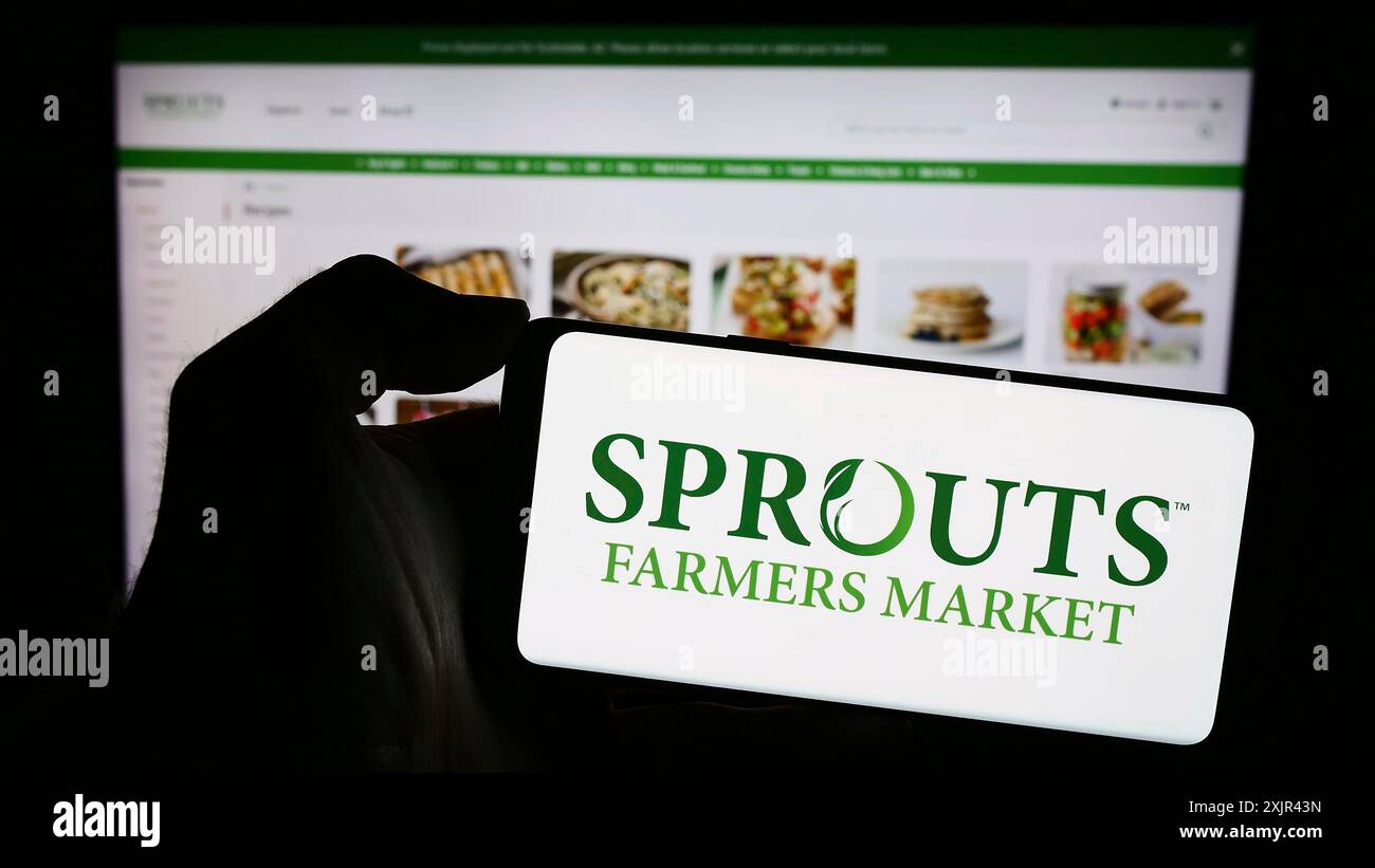 Sprouts logo hi-res stock photography and images - Alamy