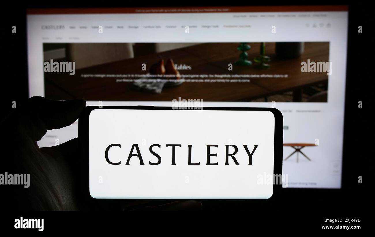 Castlery logo hi-res stock photography and images - Alamy