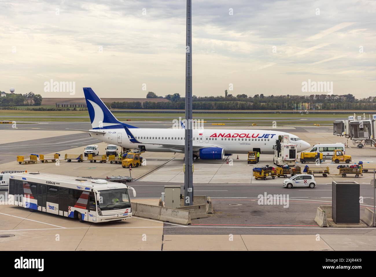 Schwechat vienna international airport hi-res stock photography and ...