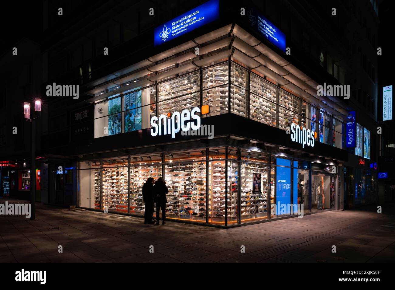 Logo german department store chain hi-res stock photography and images ...