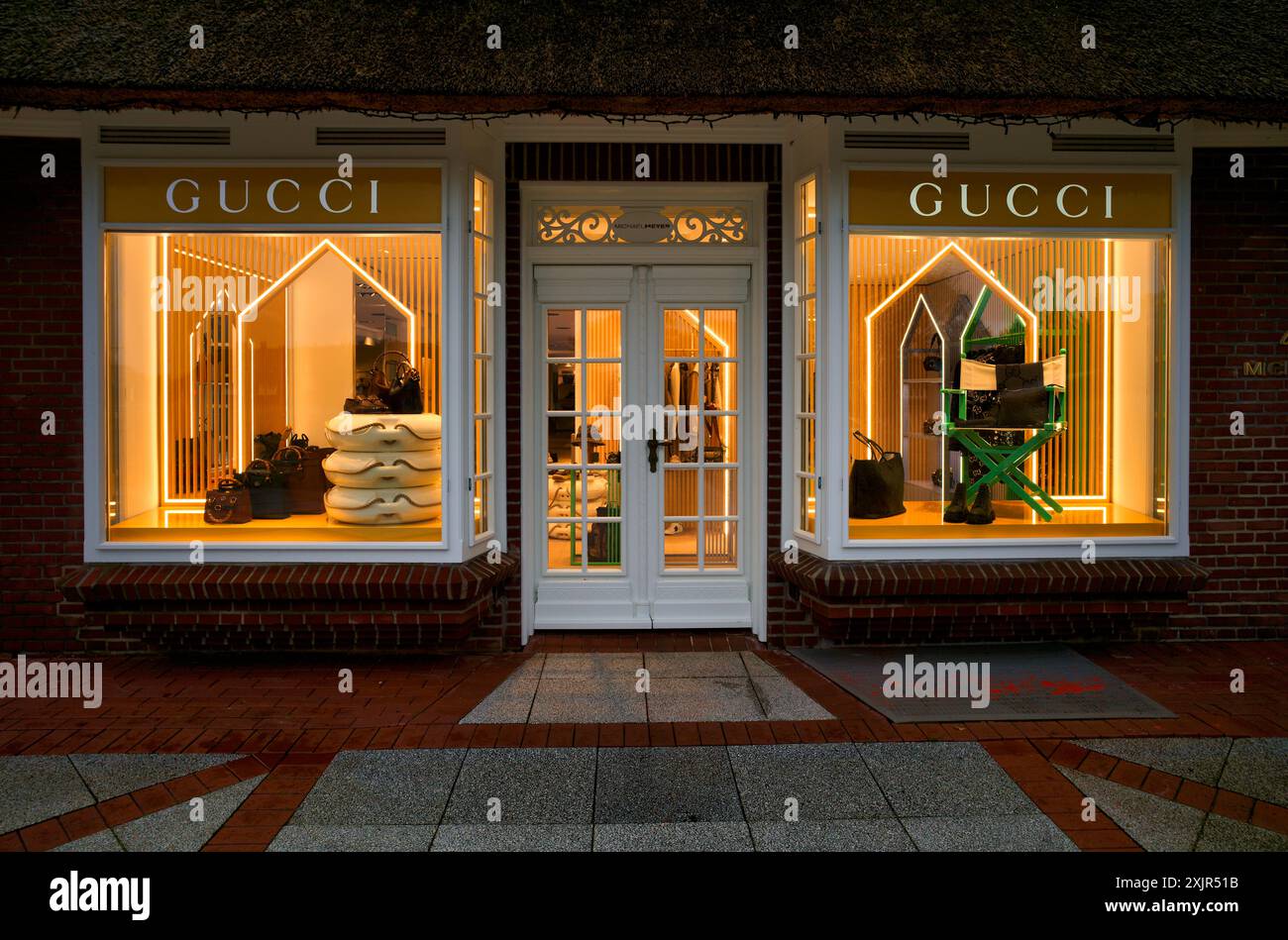 Display, shop window, shop luxury label Gucci, logo, Kampen, North Sea ...