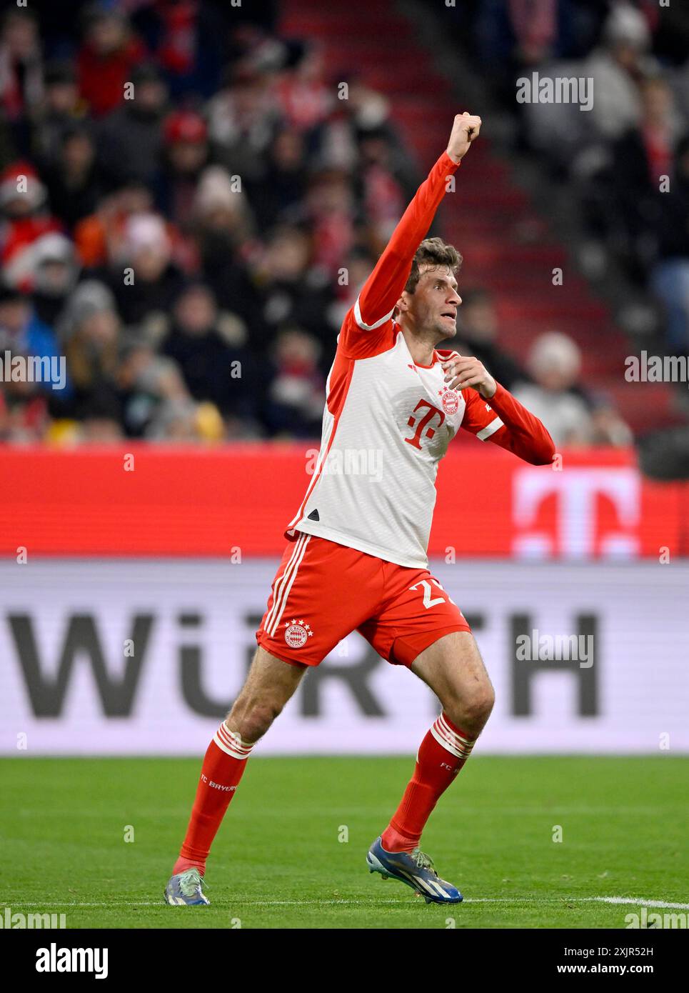 Goal celebration, cheering Thomas Mueller FC Bayern Muenchen FCB (25 ...