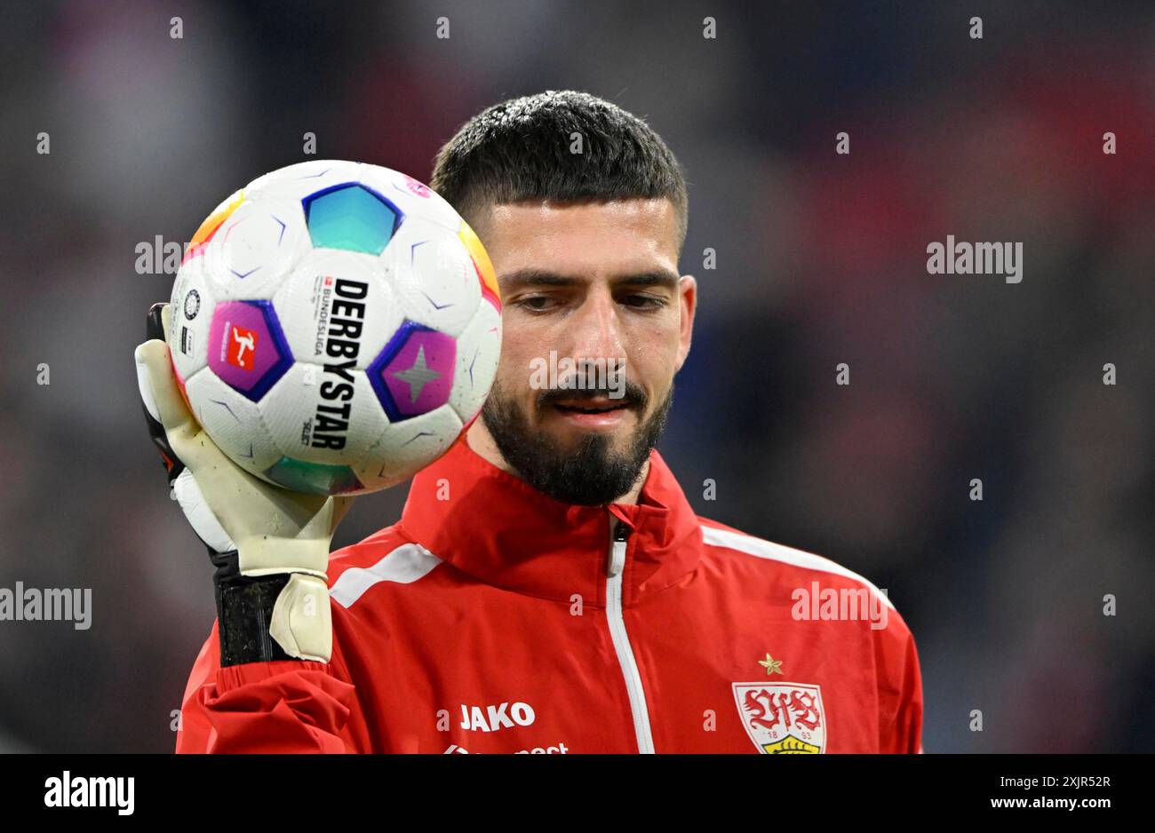 Goalkeeper Fabian Bredlow VfB Stuttgart (01) portrait, Adidas Derbystar ...