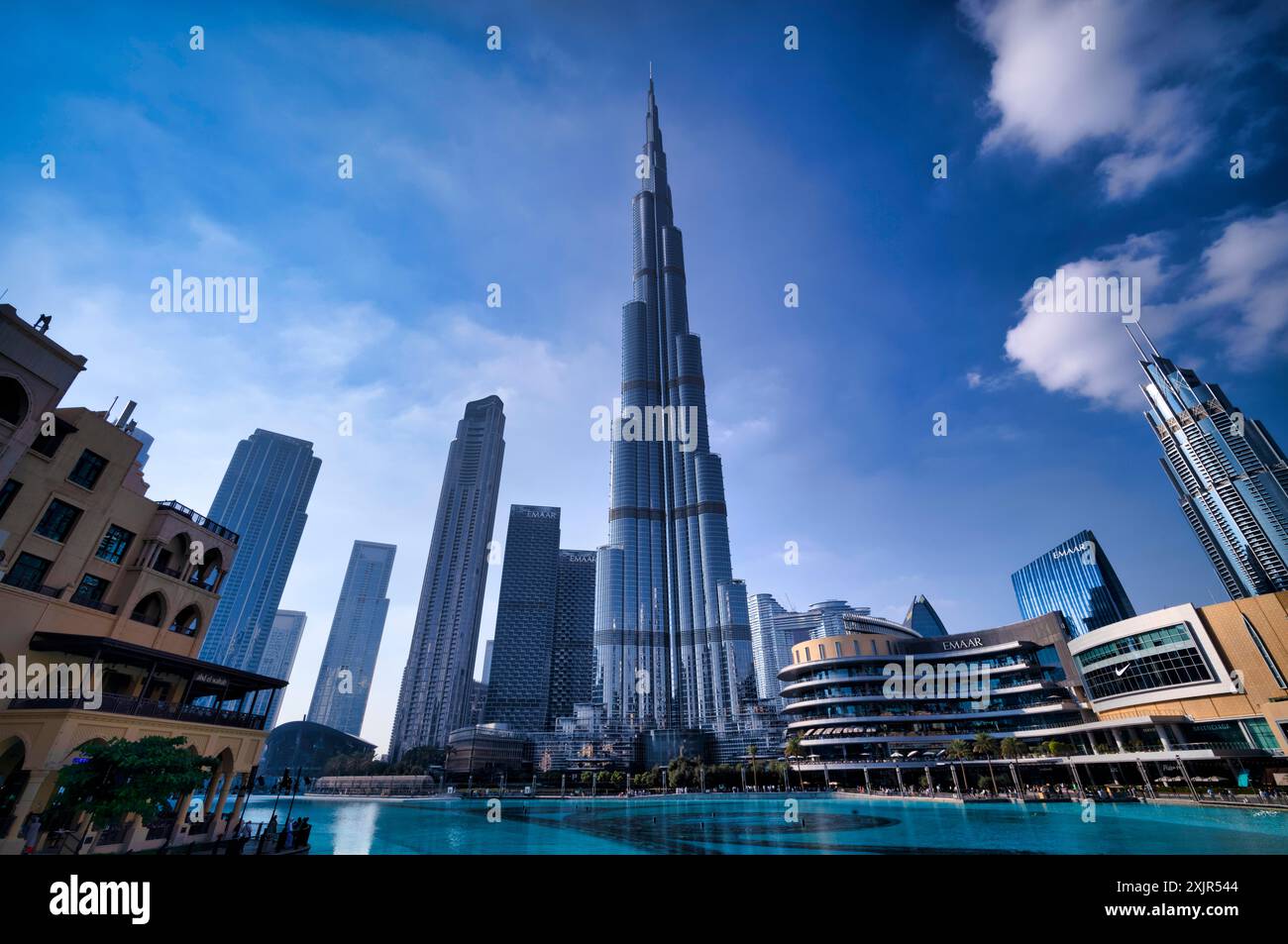 Burj Khalifa, Dubai Mall, shopping centre, Lake Burj Khalifa, Logo ...