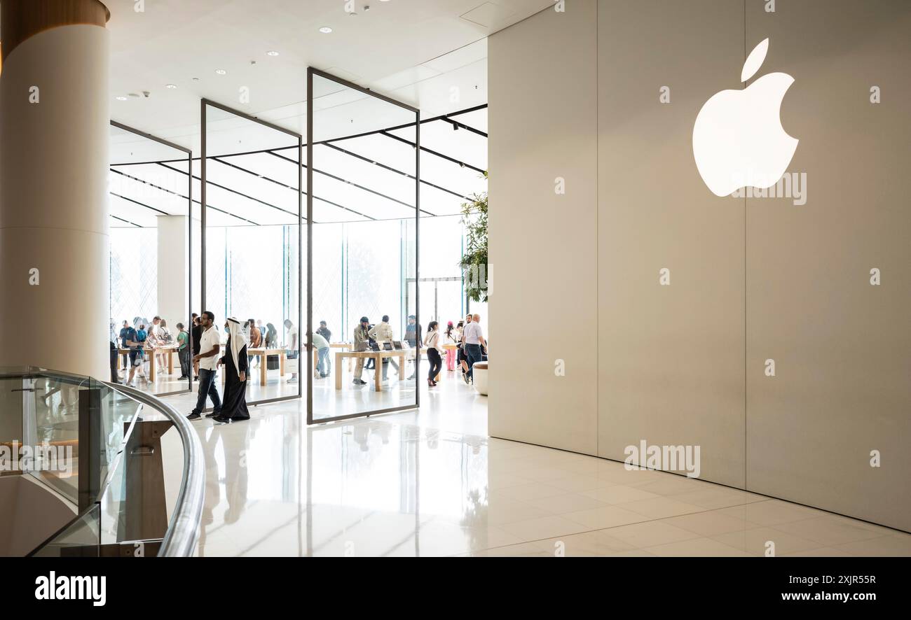 Interior, Apple Brand Store, Logo, Dubai Luxury Shopping Mall, Luxury ...