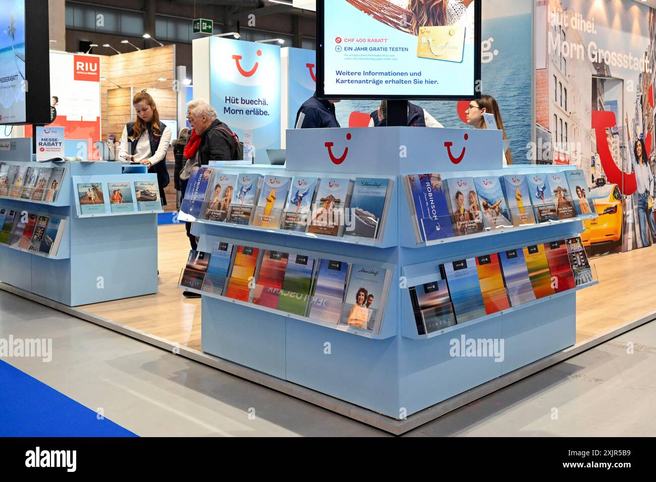 Tui travel brochure hi-res stock photography and images - Alamy