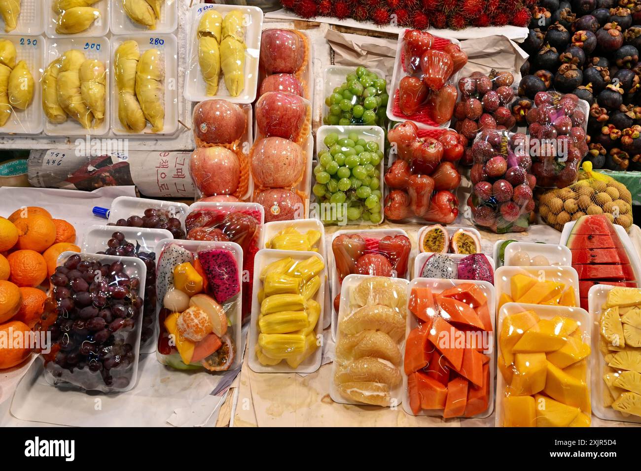 Durian packed hi-res stock photography and images - Alamy