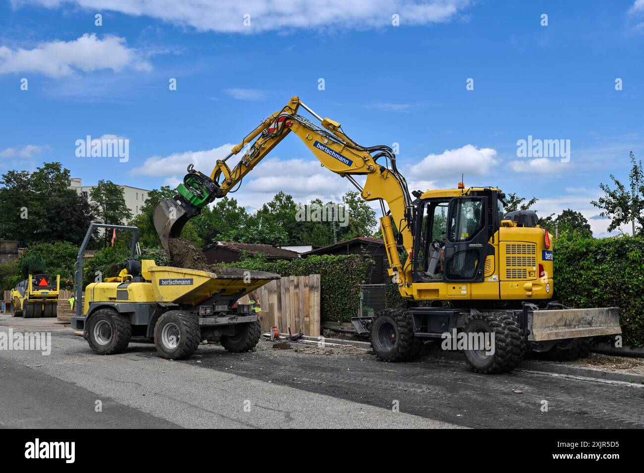 Wheel excavator construction site Stock Photo - Alamy