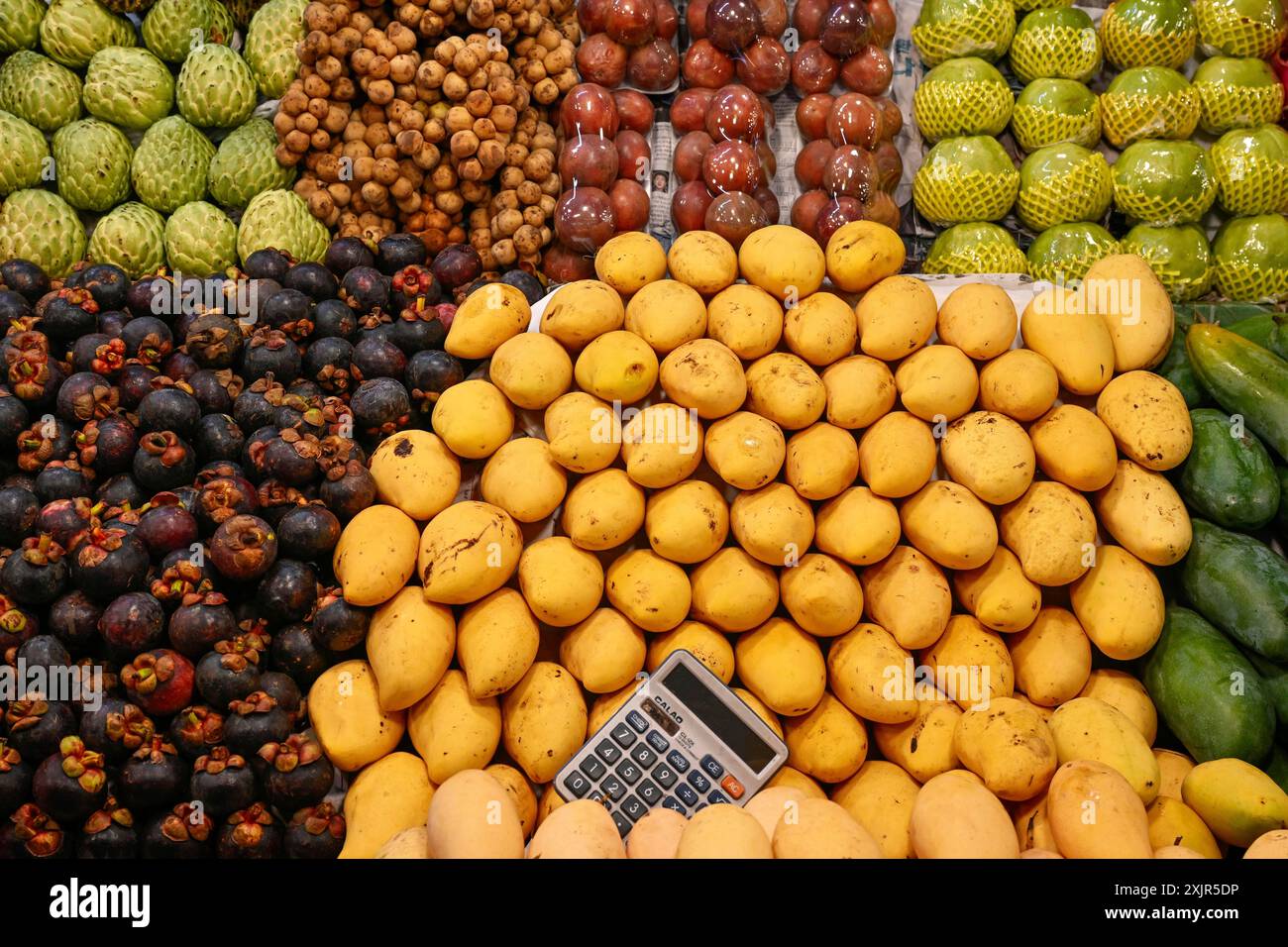Mangosteen mango fruit display hi-res stock photography and images - Alamy
