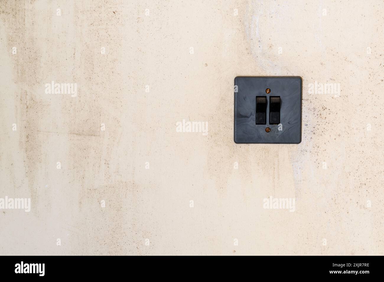 Yellow plastic square button hi-res stock photography and images - Alamy