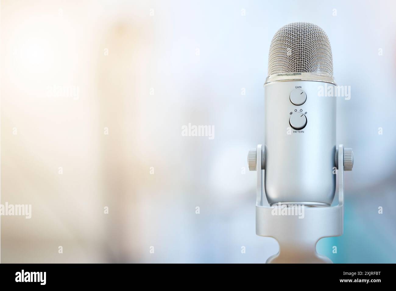 Talk show band hi-res stock photography and images - Alamy