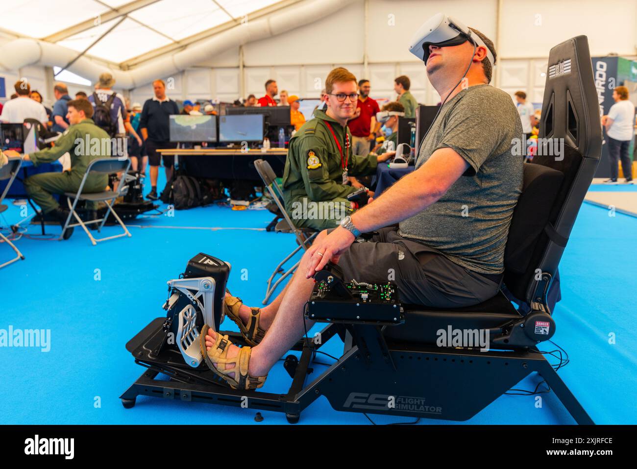 Fairford, UK. 19 JUL, 2024. People try the RAF Esports team simulator ...