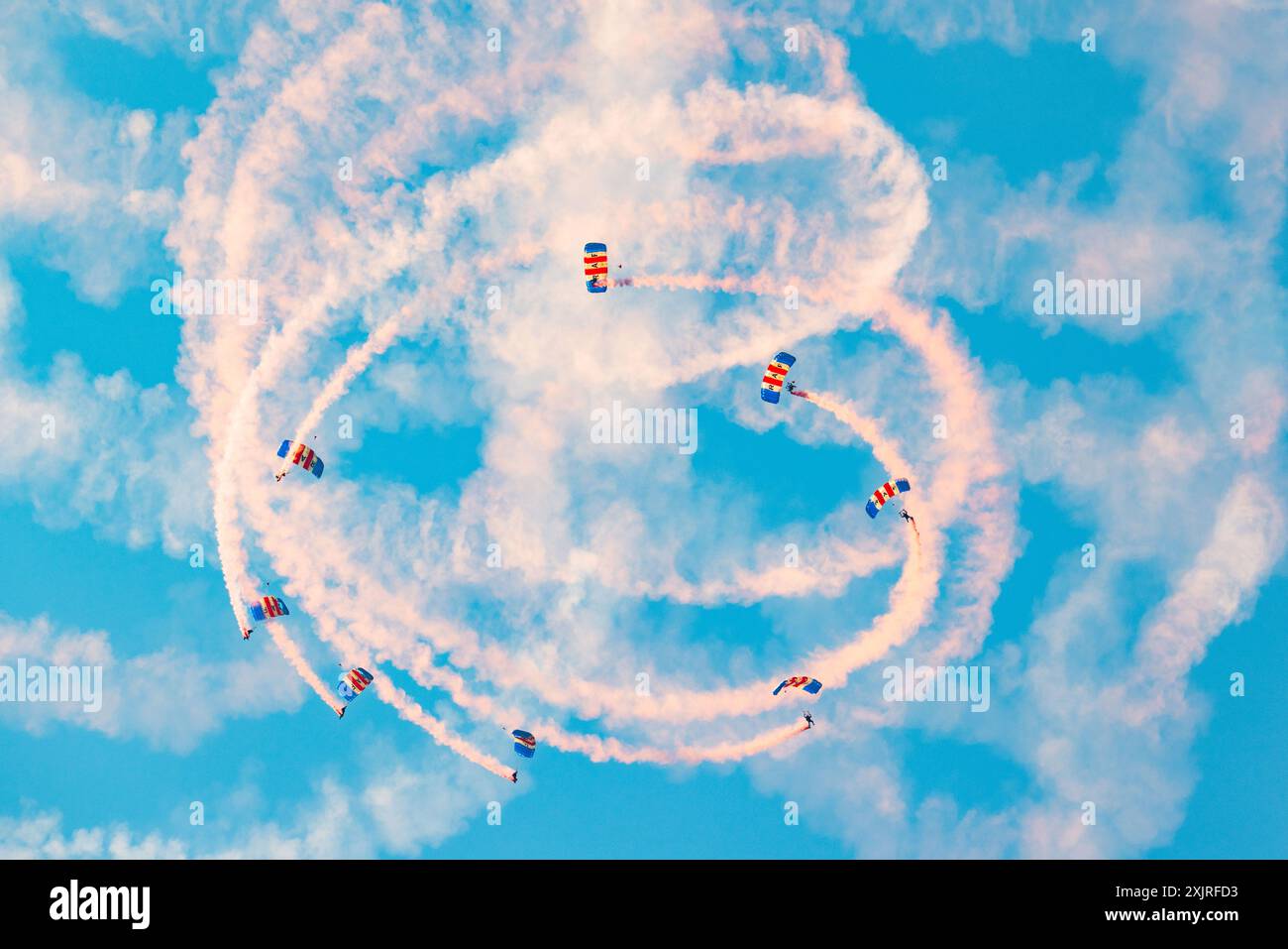 Fairford, UK. 19 JUL, 2024. RAF Falcons, the RAF Parachute Display team ...