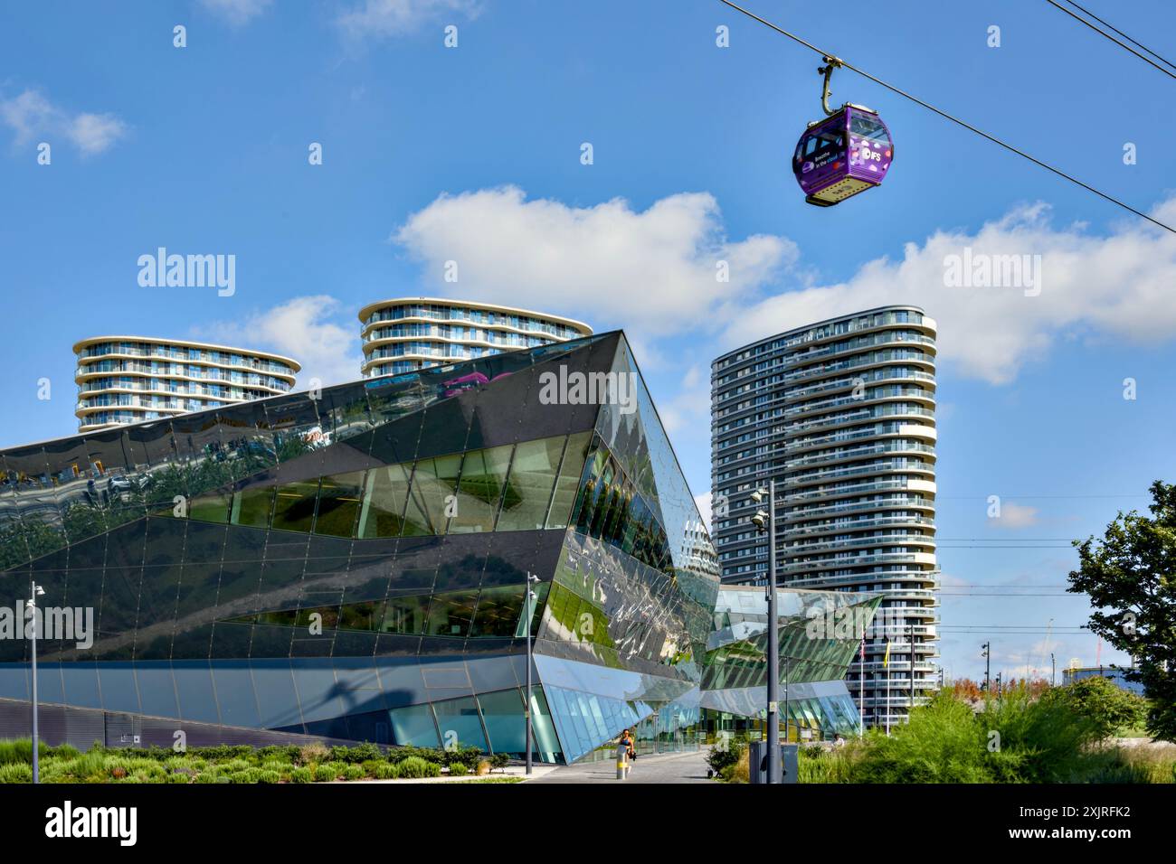 City Hall London, Political Seat Of The Mayor Of London, Royal Victoria ...