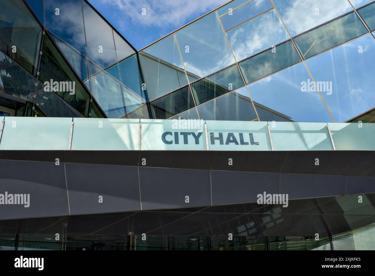 City Hall London, Political Seat Of The Mayor Of London, Royal Victoria ...