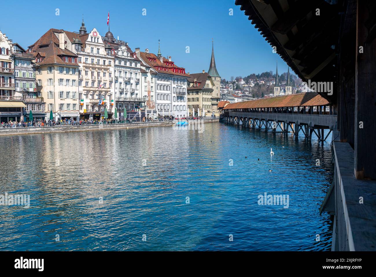 Chapel Bridge (Kapellbrücke) in Historic Lucerne, Switzerland Stock ...