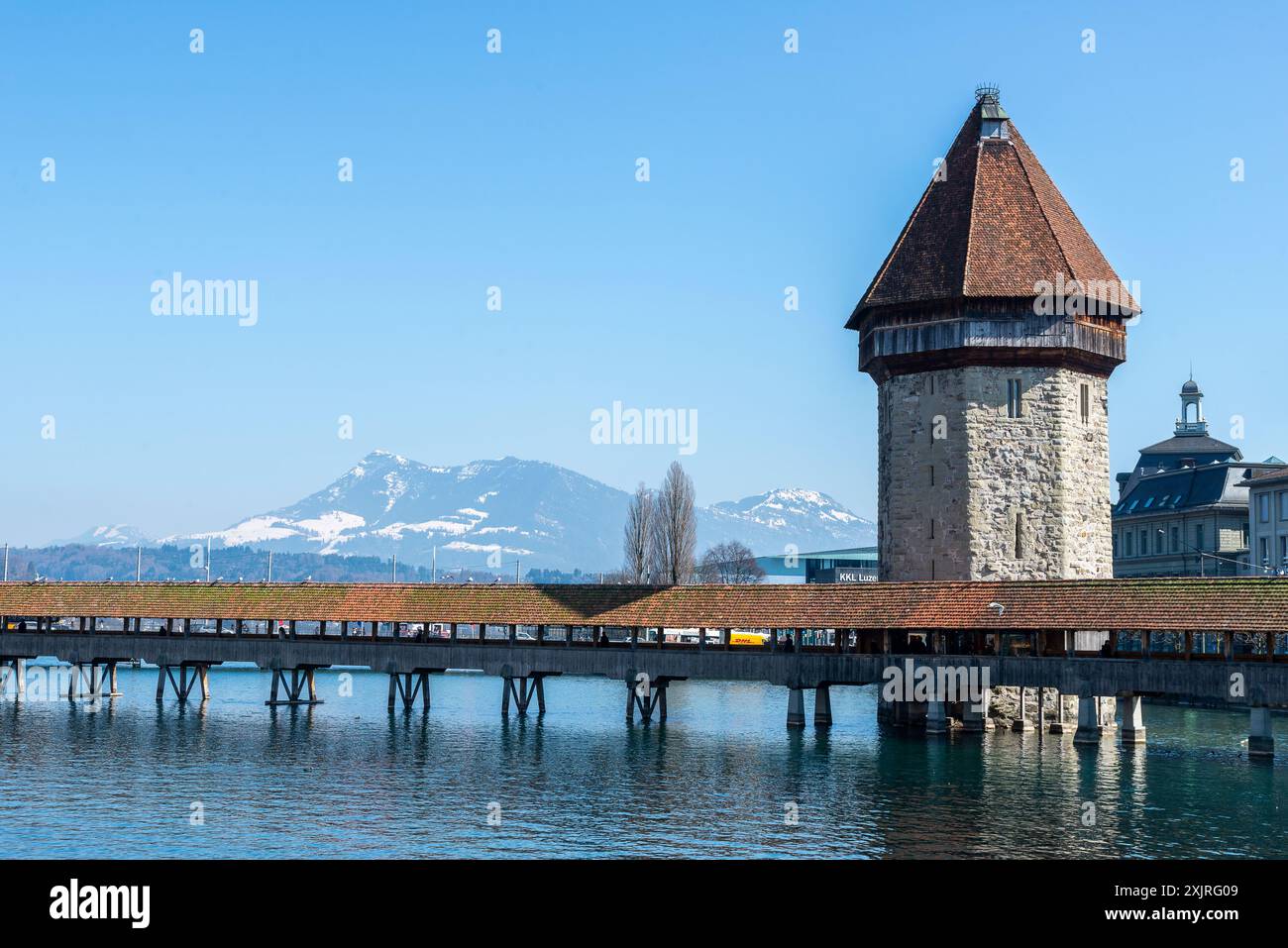 Chapel Bridge (Kapellbrücke) in Historic Lucerne, Switzerland Stock ...