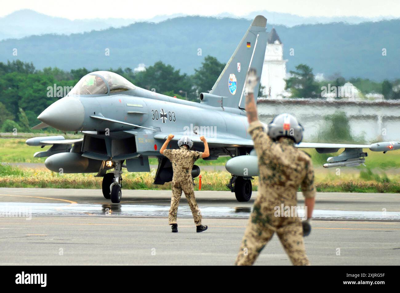 Eurofighter Typhoon Mehrzweckkampfflugzeug der deutschen Luftwaffe bei ...