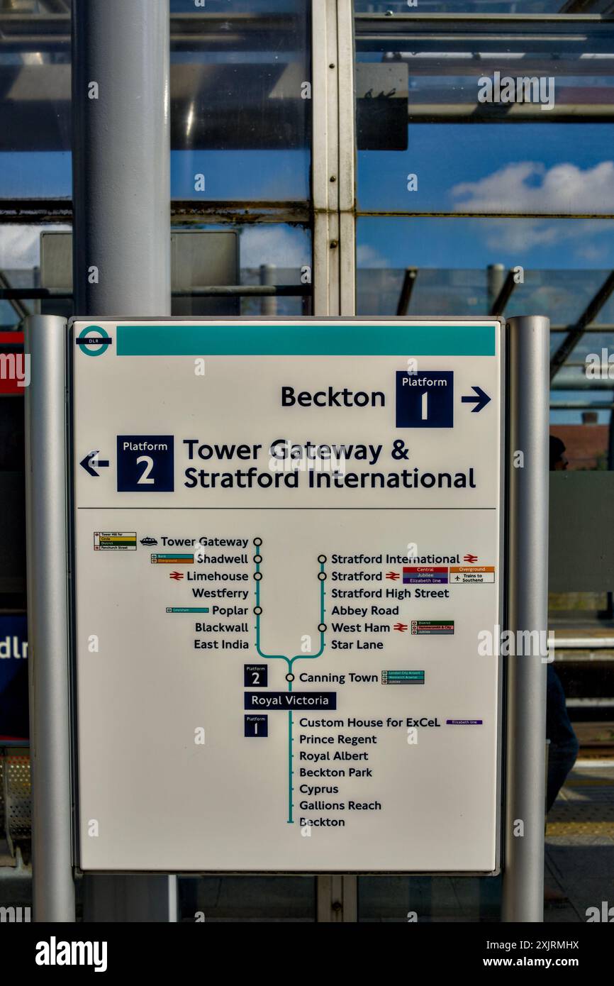 Dlr station map hi-res stock photography and images - Alamy