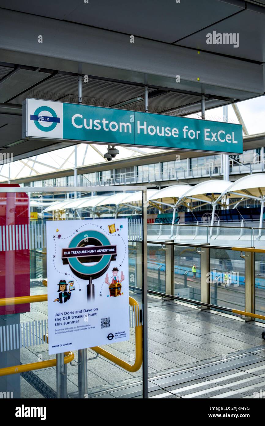 Custom House Station, Royal Victoria Dock, Borough Of Newham, London ...