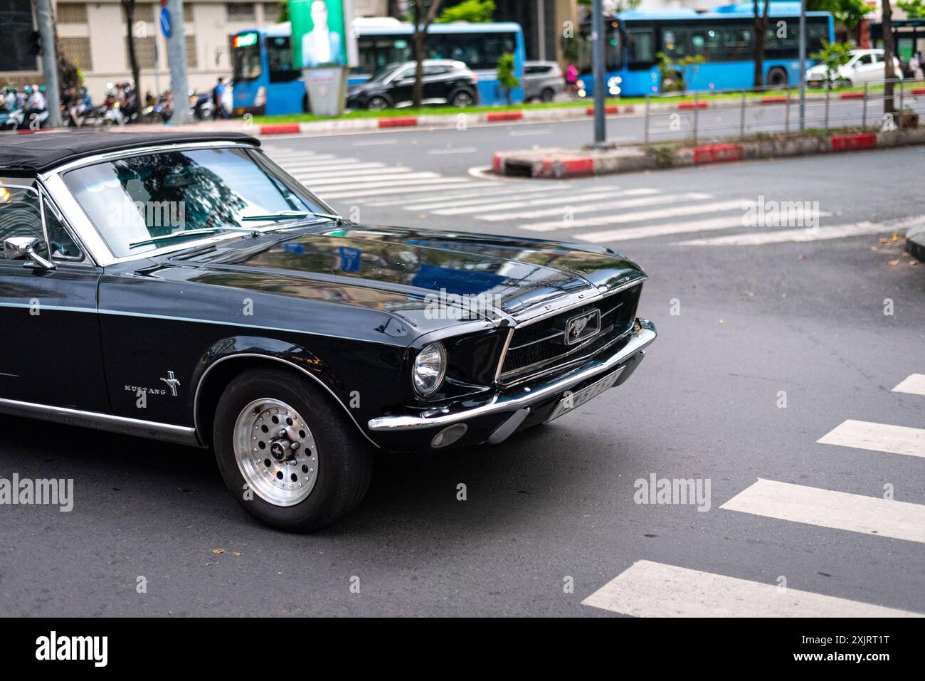 Ford mustang 1960s hi-res stock photography and images - Alamy