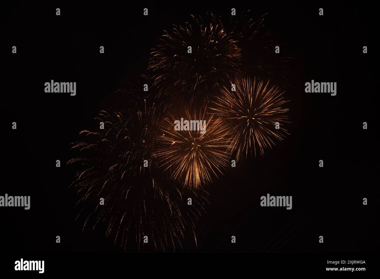Diwali festival lights in varanasi hi-res stock photography and images ...