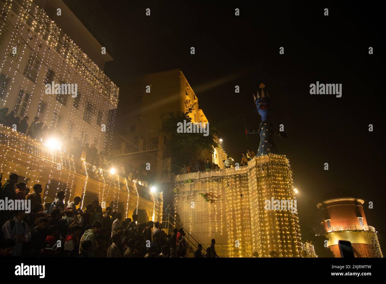decorated ghat with lights during Dev Diwali, Varanasi Stock Photo - Alamy