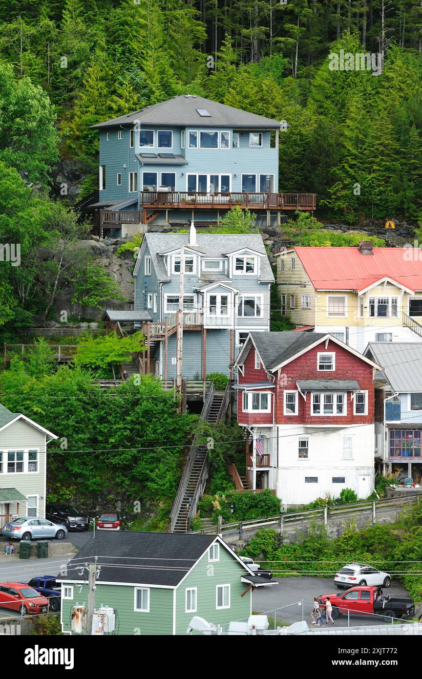 Traditional homes built on the hillside in Ketchikan Stock Photo - Alamy