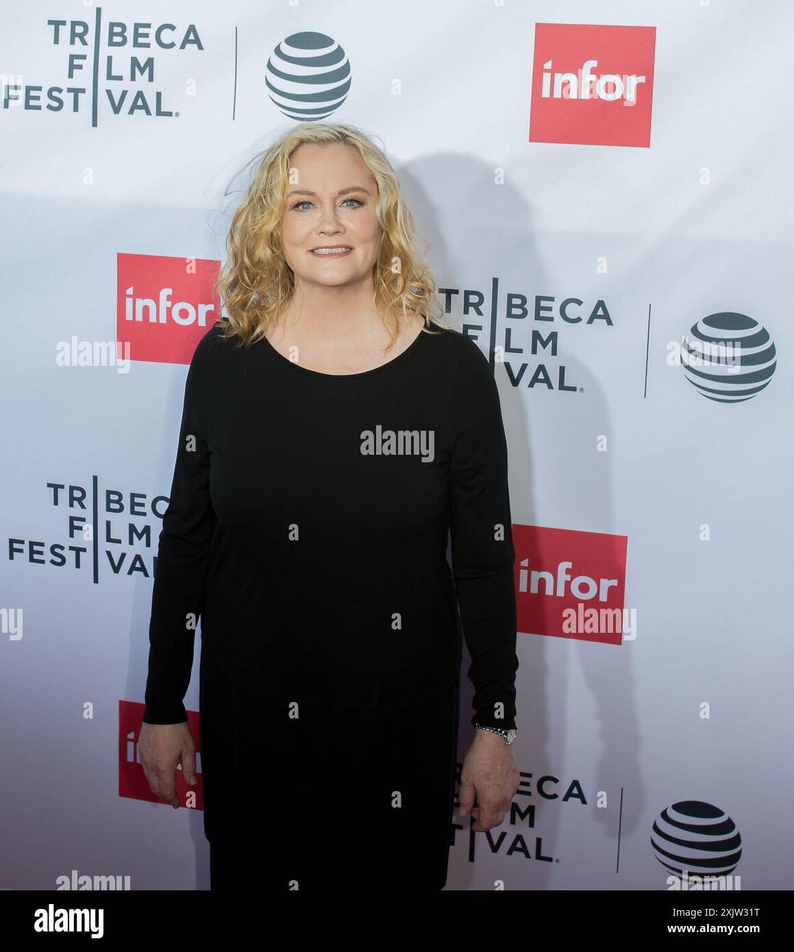 Actress cybill shepherd hi-res stock photography and images - Alamy