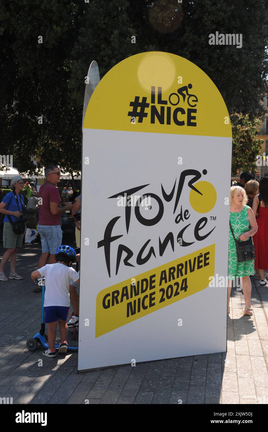 July 20th, Nice The atmosphere of the historical arrivals of the The ...