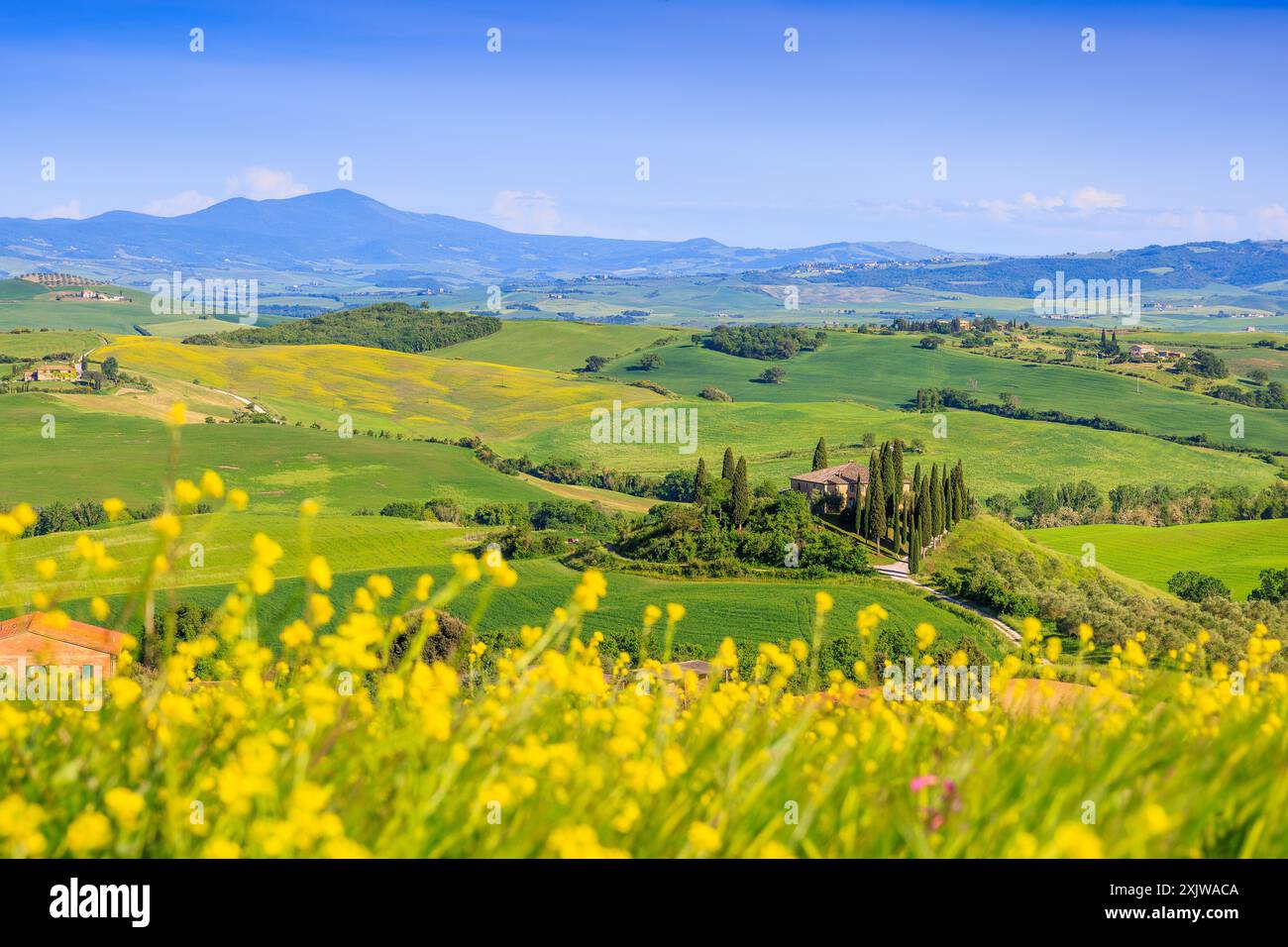 Tuscany panoramic scenery hi-res stock photography and images - Alamy