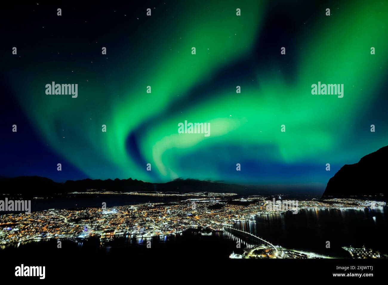 Tromso northern lights harbour hi-res stock photography and images - Alamy