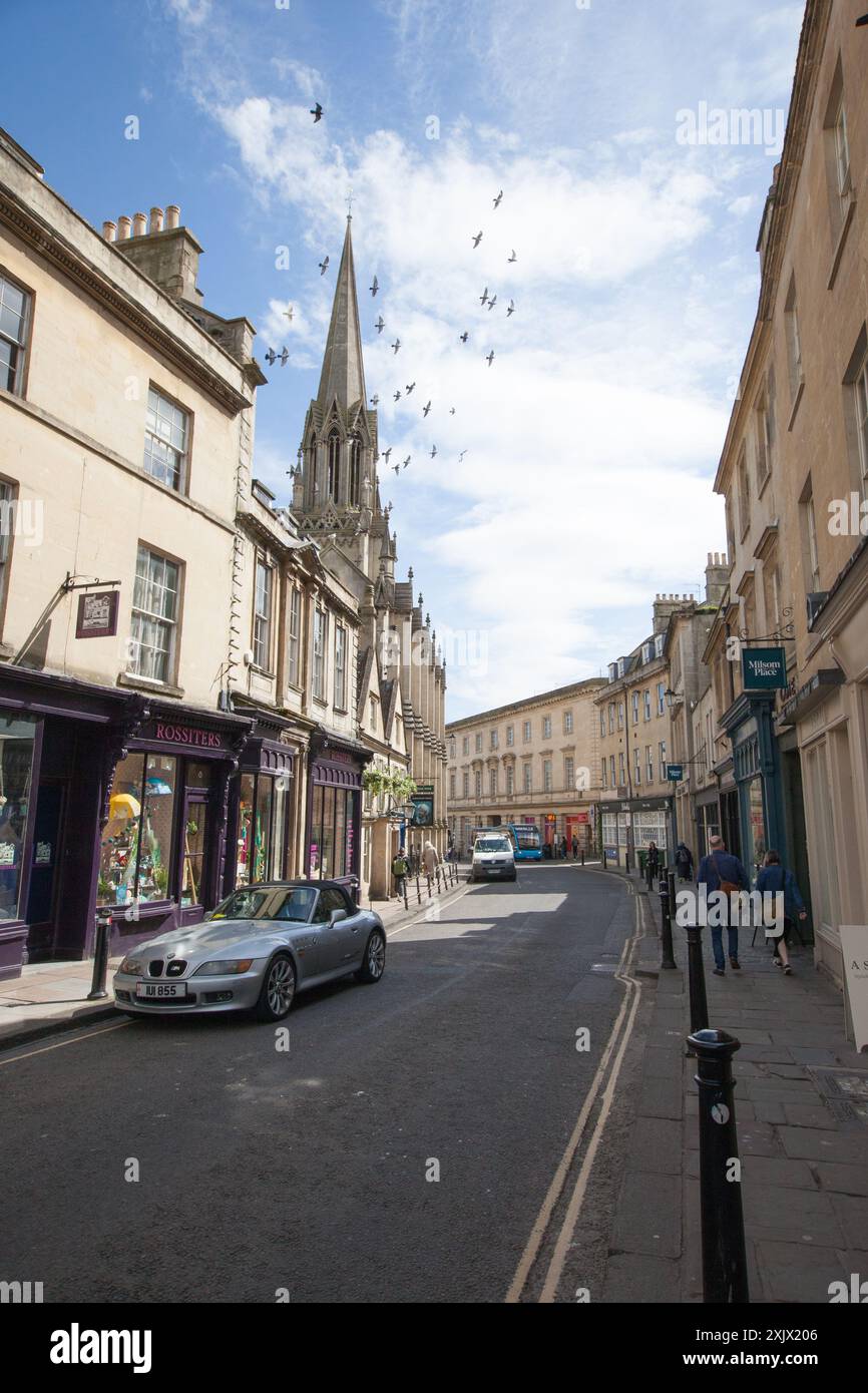 Views of shops on Broad Street in Bath, Somerset in the United Kingdom ...