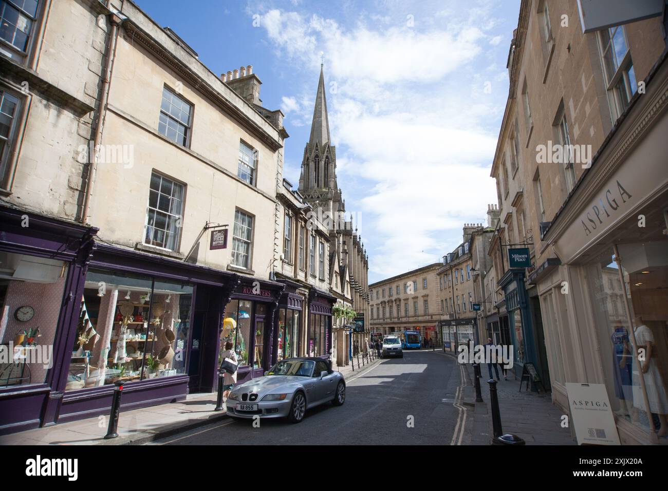 Views of shops on Broad Street in Bath, Somerset in the United Kingdom ...