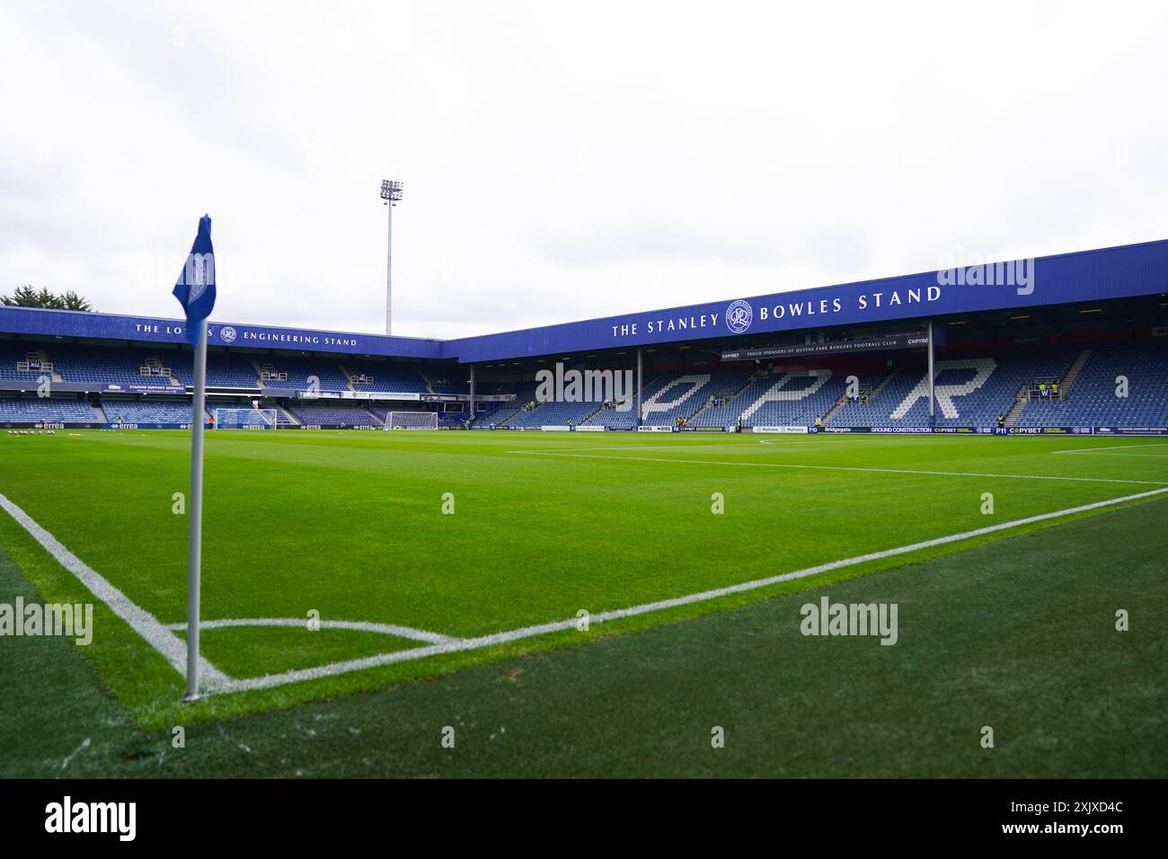 Matrade loftus road stadium general hi-res stock photography and images ...
