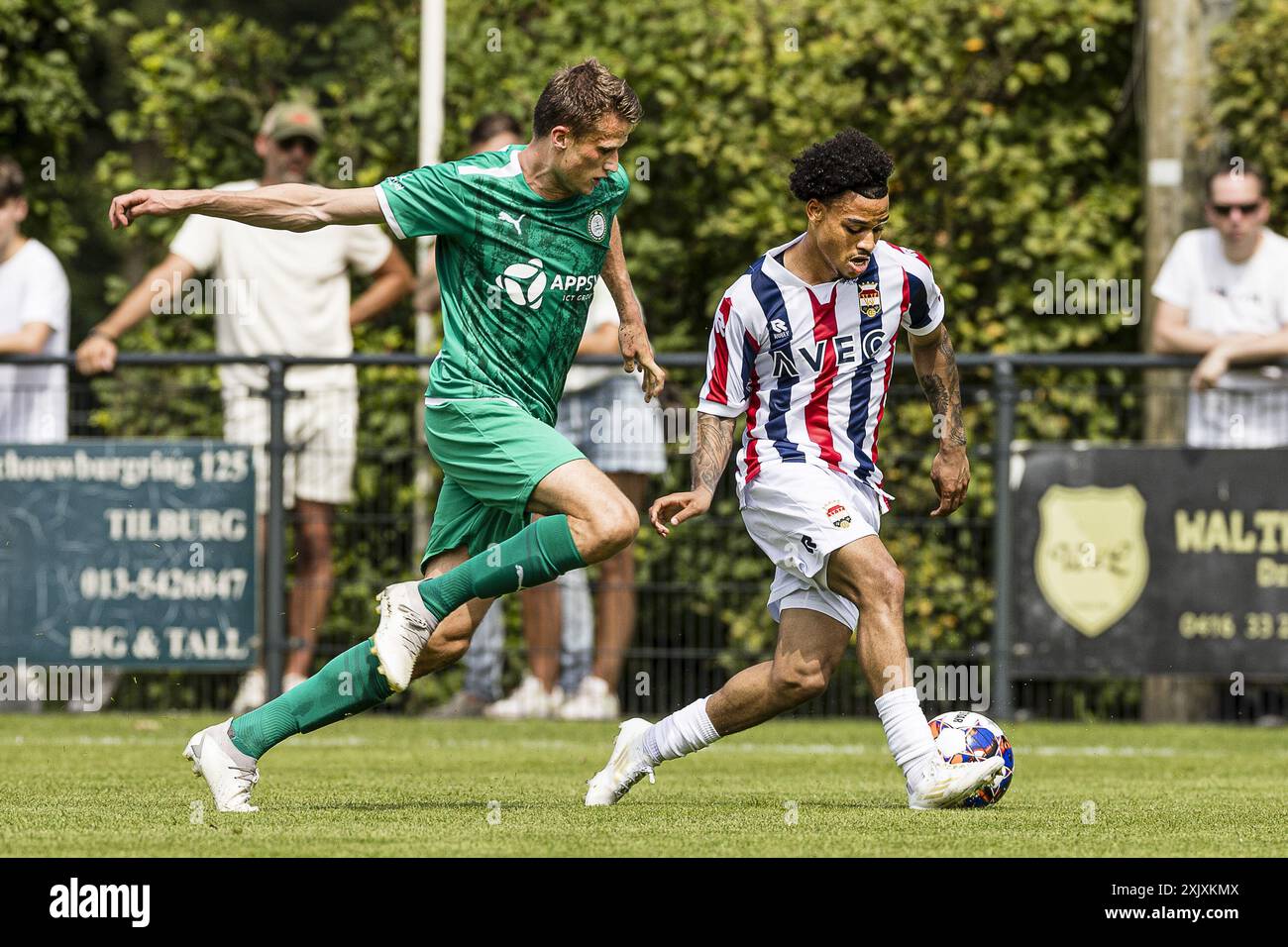 LOON OP ZAND - 20-07-2024. Sportpark De Klokkenberg. Eredivisie voetbal ...