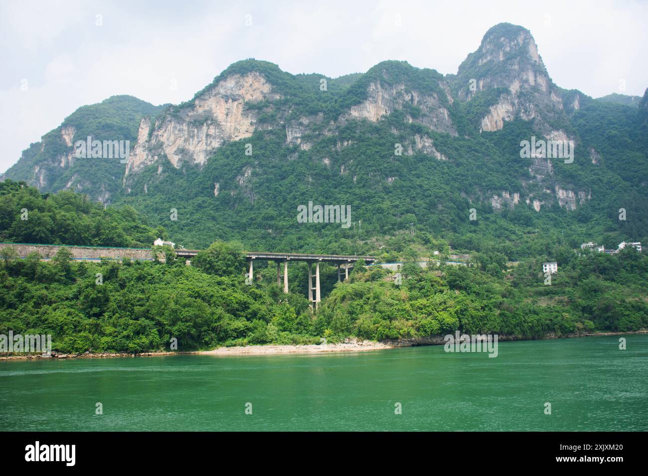 Yichang bridge in china hi-res stock photography and images - Alamy