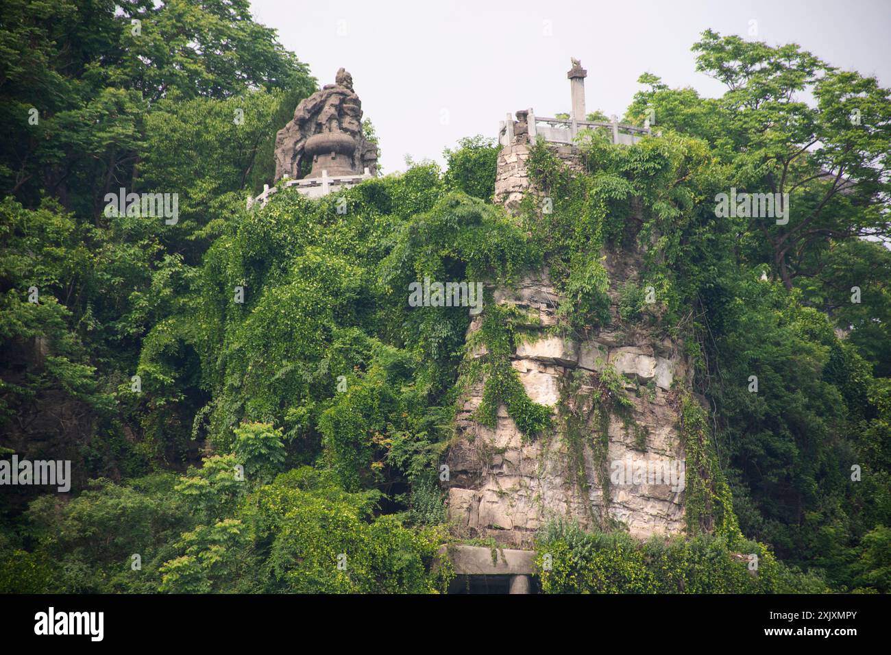 View landscape yangtze or Chang Jiang river and Sanyou cave cliffs in ...