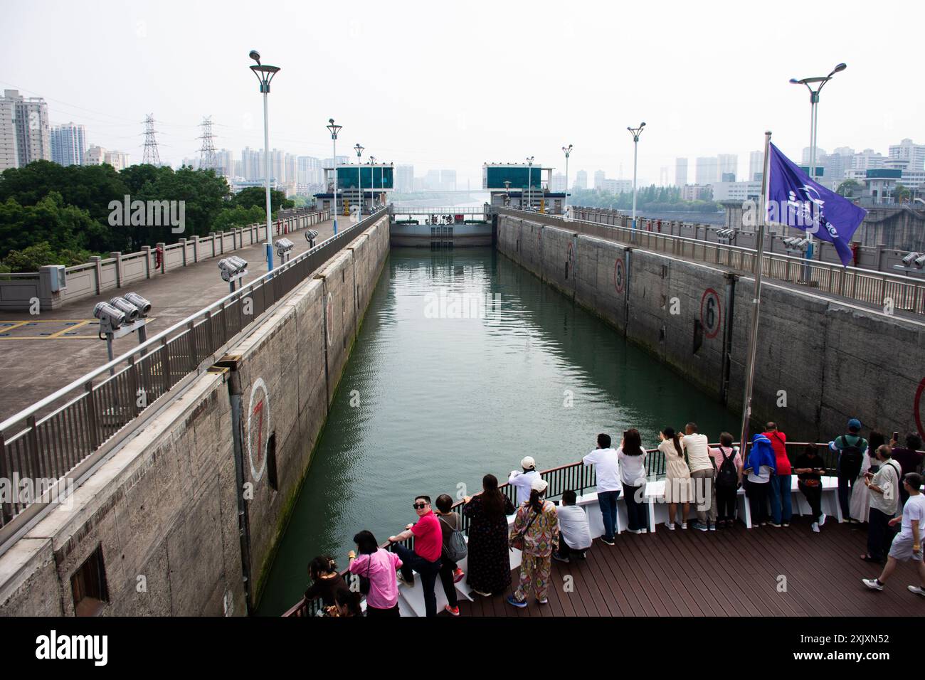 Traffic boat door navigation lock of Three Gorges Dam and spillways ...