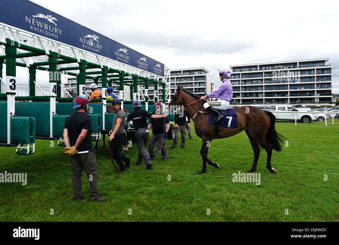 Temporize hi-res stock photography and images - Alamy