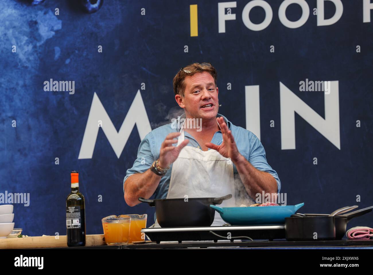 Cooking demostrations hi-res stock photography and images - Alamy